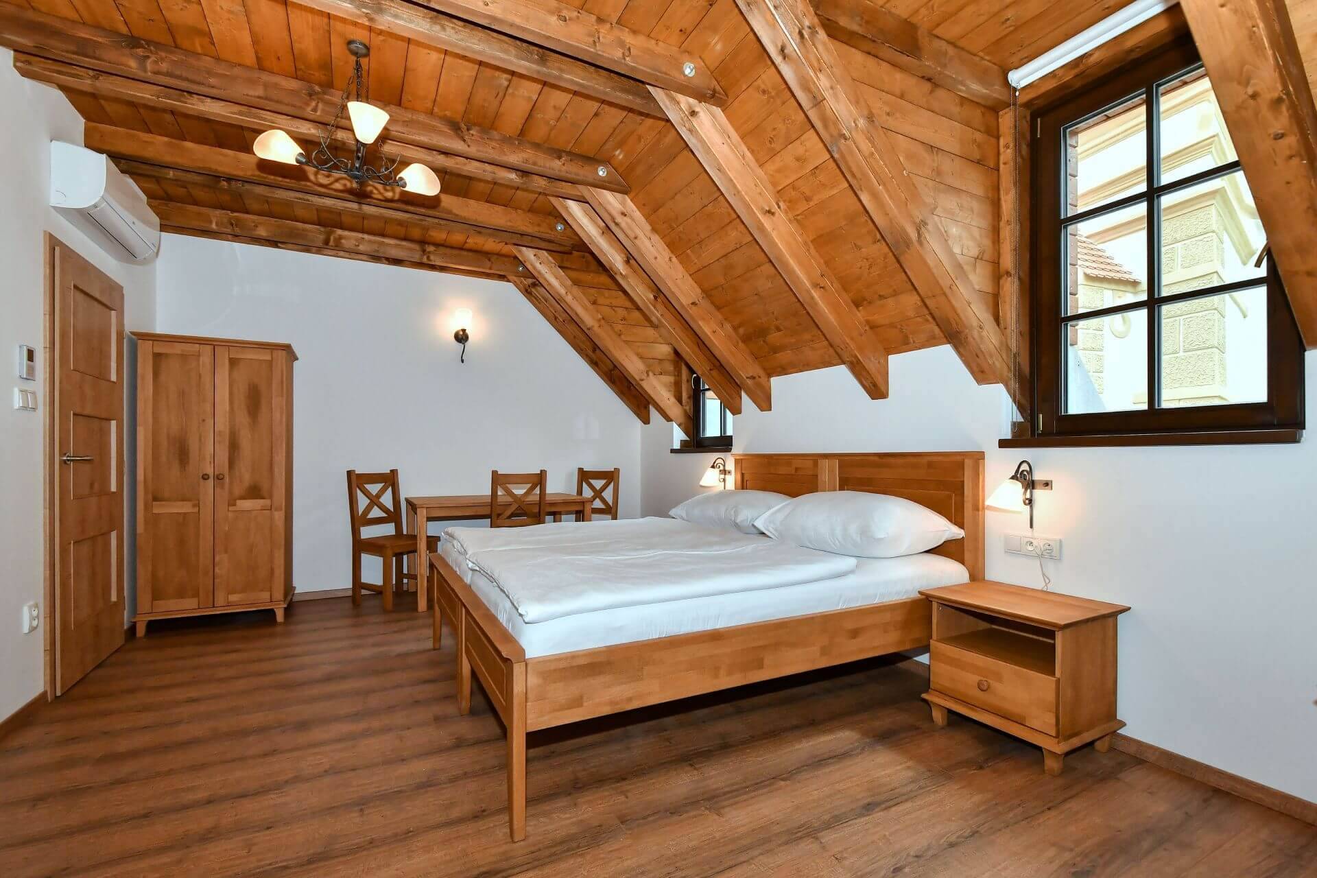 Ubytování v Podzámčí - Zámek Račice - Zámek Račice