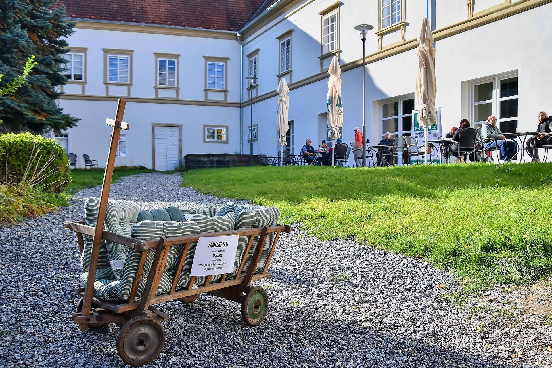 EFI BEER & WINE FEST na Zámku Račice | Archiv všech ročníků - Zámek Račice